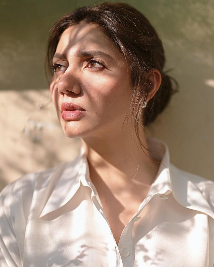 Mahira Khan's 2 Ingredient DIY Mask For Glowing Skin!